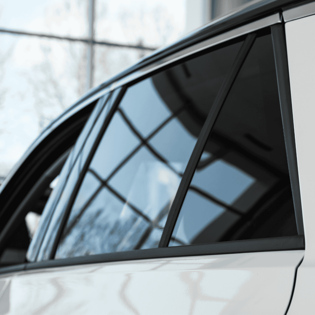 Understanding OEM and OEE Windscreens - Windscreen Compare